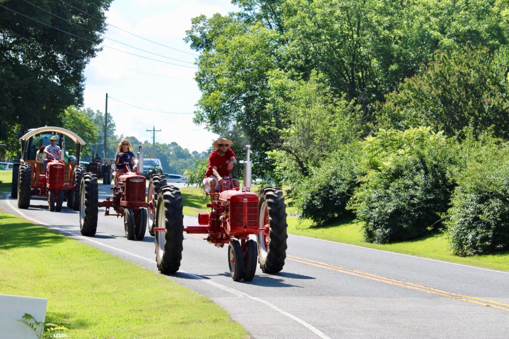 SEOTR Tractor Ride - Denton Farmpark